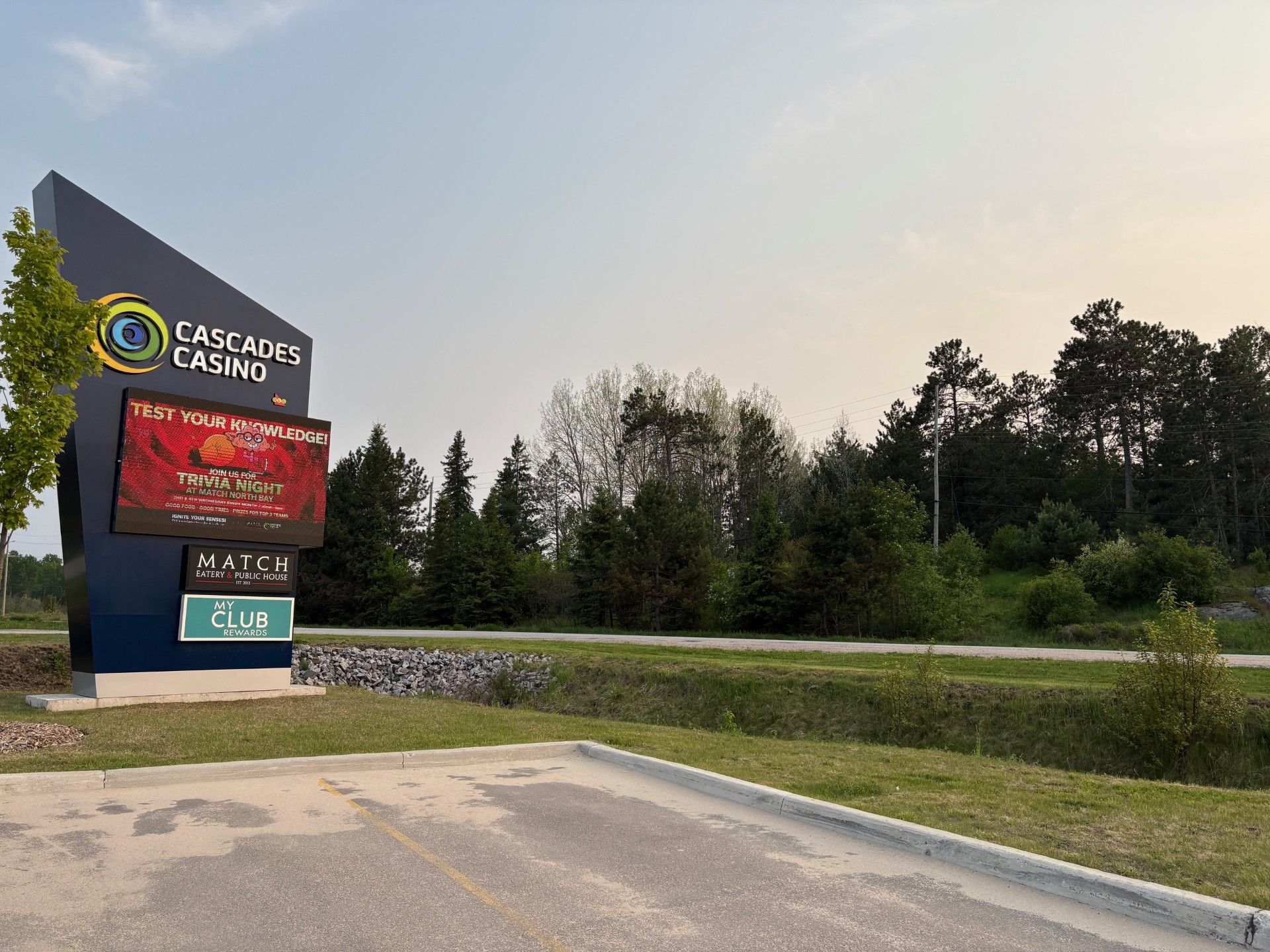 Hotels and restaurants eyeing rural property near Cascades Casino ...