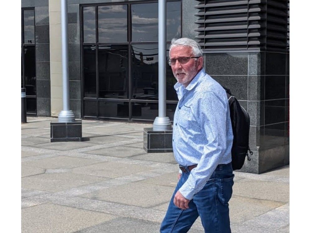 Man accused of defrauding clients will have new trial this fall ...