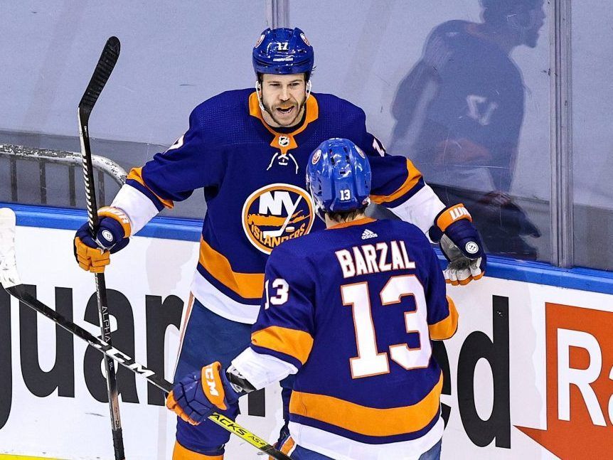 Local roundup: Sting alum Martin retires; Branton to World University ...