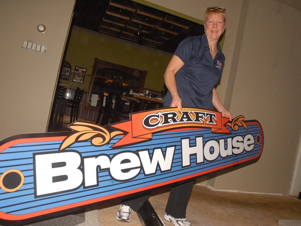 Blue Elephant restaurant changes hands | Simcoe Reformer