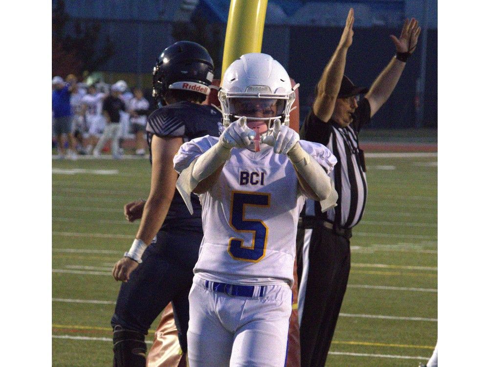 BCI Mustangs open senior football season with win over ACS Lions | Brantford Expositor