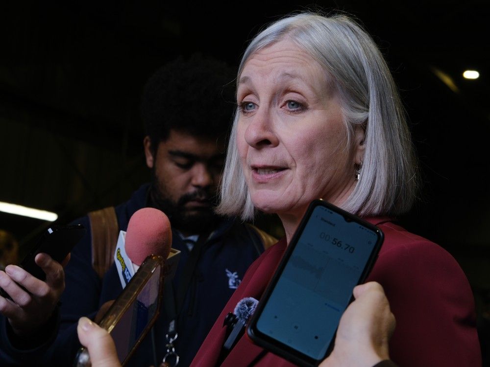 Federal agency ready to help as Kap Paper mill threatens closure | The ...