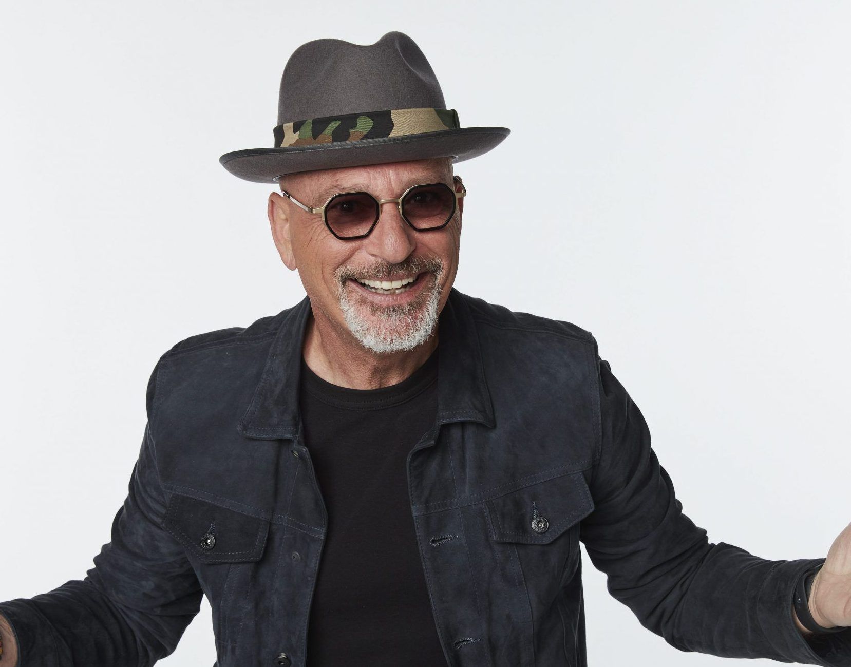 Comedian Mandel set to kick off Grand Onstage season again | The ...