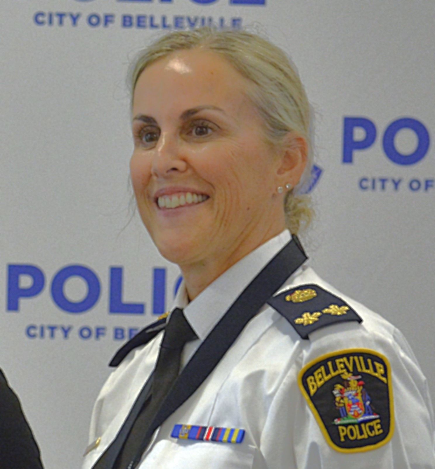 Belleville Police sign 30Foward Pledge for more inclusive service ...