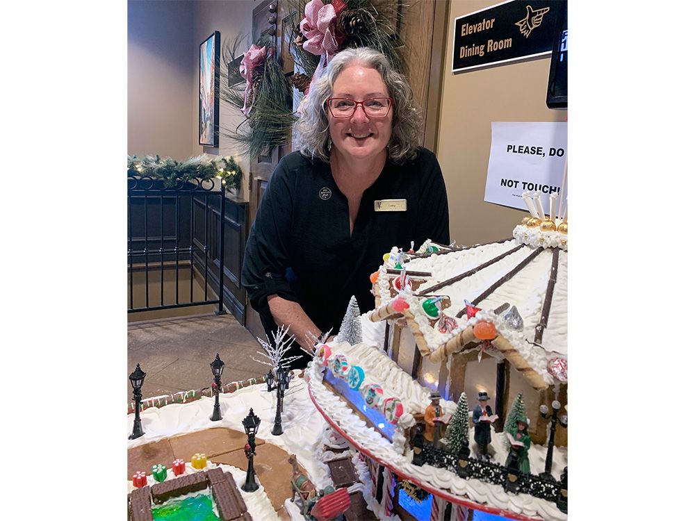 A sweet gingerbread tribute to the Stratford Festival Theatre | The ...