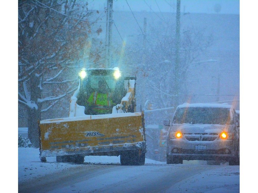 Concerns voiced when Brant warming centres closed during snow day ...