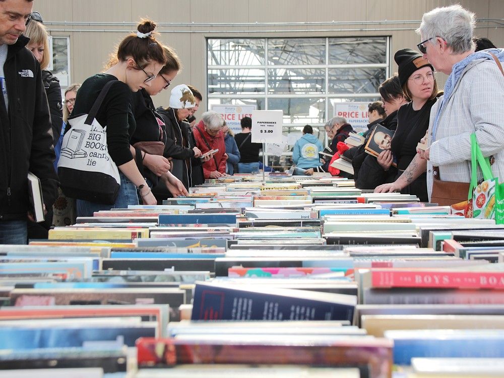 Busy used book sale helps fund community causes | The Sarnia Observer