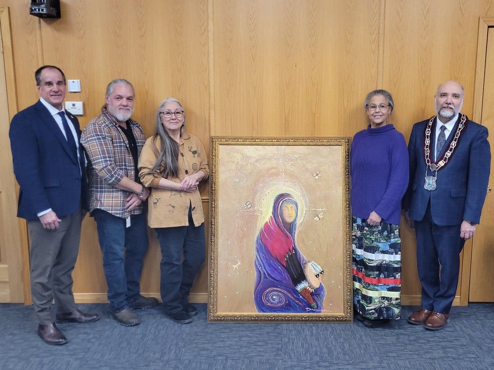 Indigenous art at Pembroke city hall highlights Circle of Turtle ...