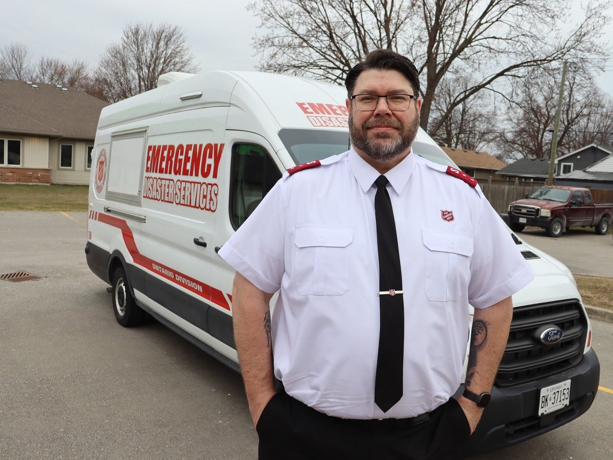 Shortage prompts Salvation Army to temporarily close Sarnia food bank ...