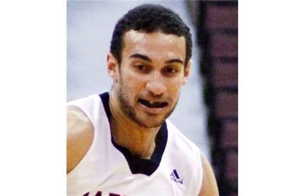 Scrubb makes history in CIS awards | Ottawa Citizen
