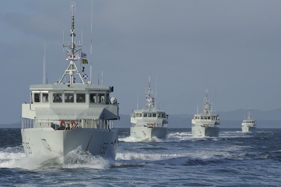Royal Canadian Navy Orca-Class Ships Conduct Formation Exercise ...