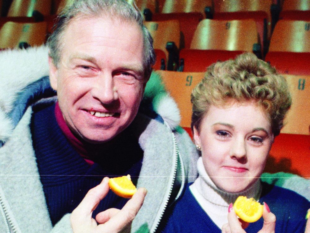 Liz Manley's skating coach, Peter Dunfield, dies at 82 | Ottawa Citizen