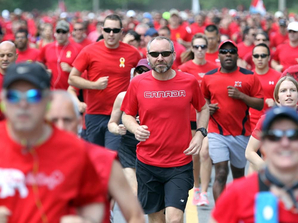 Photos: Canadian Forces Day Walk/Run in Red 2014 | Ottawa Citizen