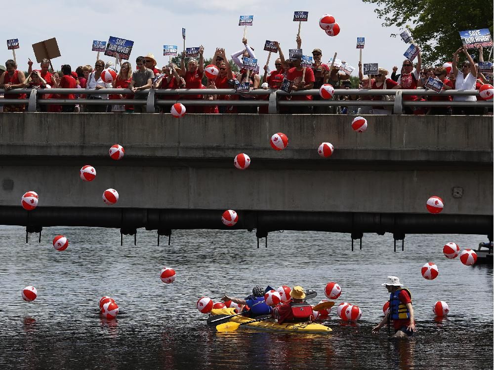 Photos: Power plant protesters gather in Almonte | Ottawa Citizen