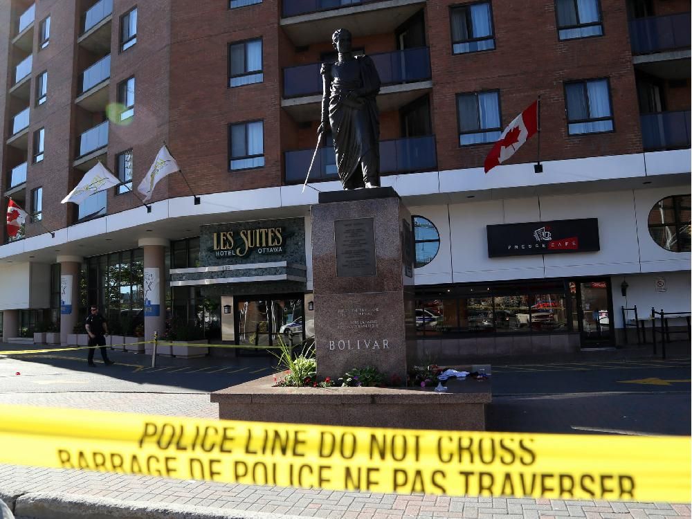 Hunt intensifies for prom night killer | Ottawa Citizen