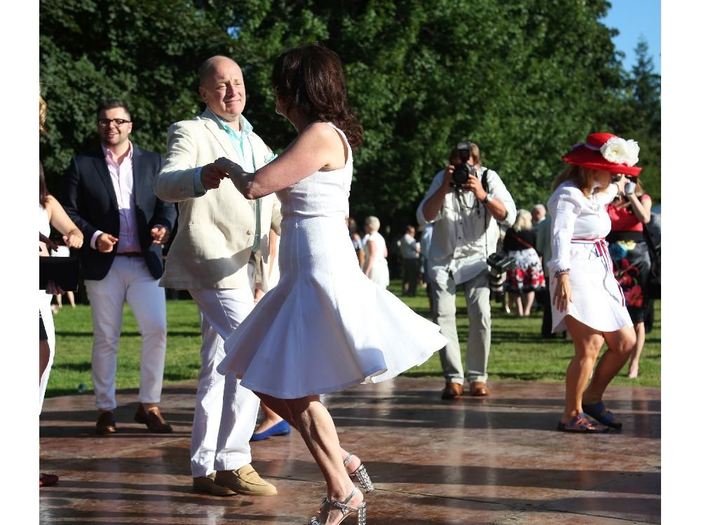 U.S. Ambassador hosts red, white and blue Independence Day bash ...