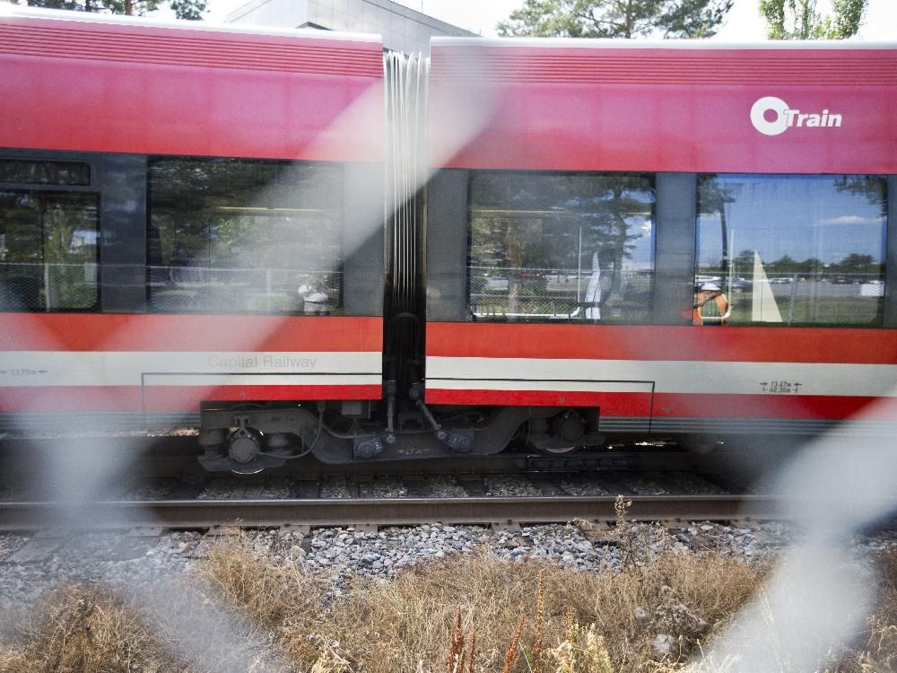O-Train service resumes Tuesday after derailment | Ottawa Citizen