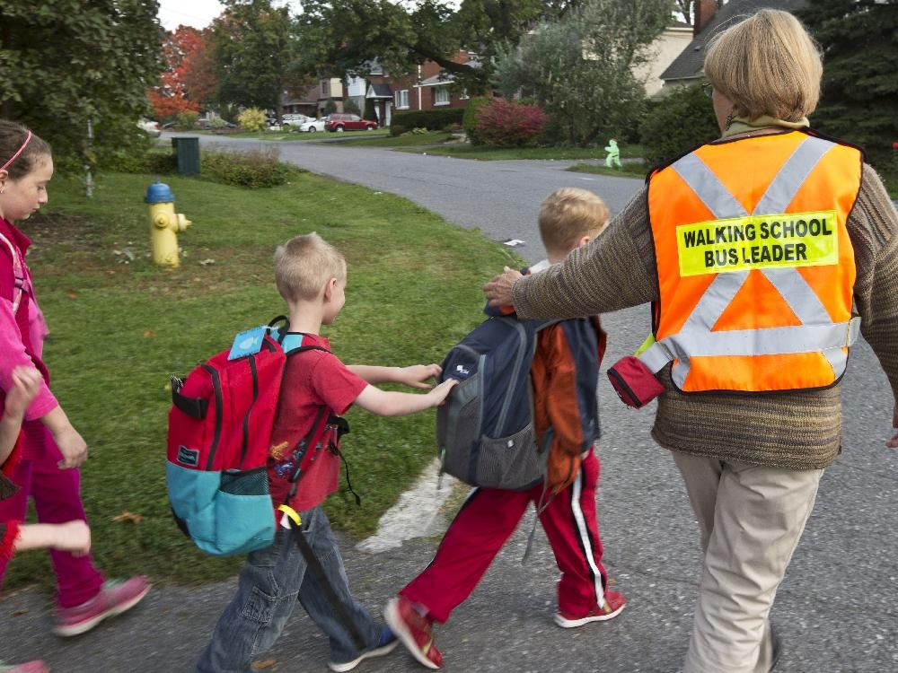 Walking-to-school bus offered at 8 Ottawa schools (with video) | Ottawa ...