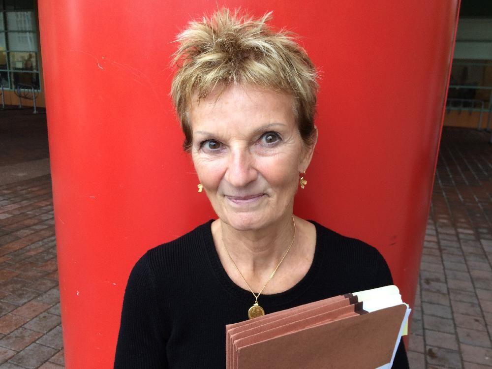 One bad Apple (experience)? Psychologist takes on tech giant after ...