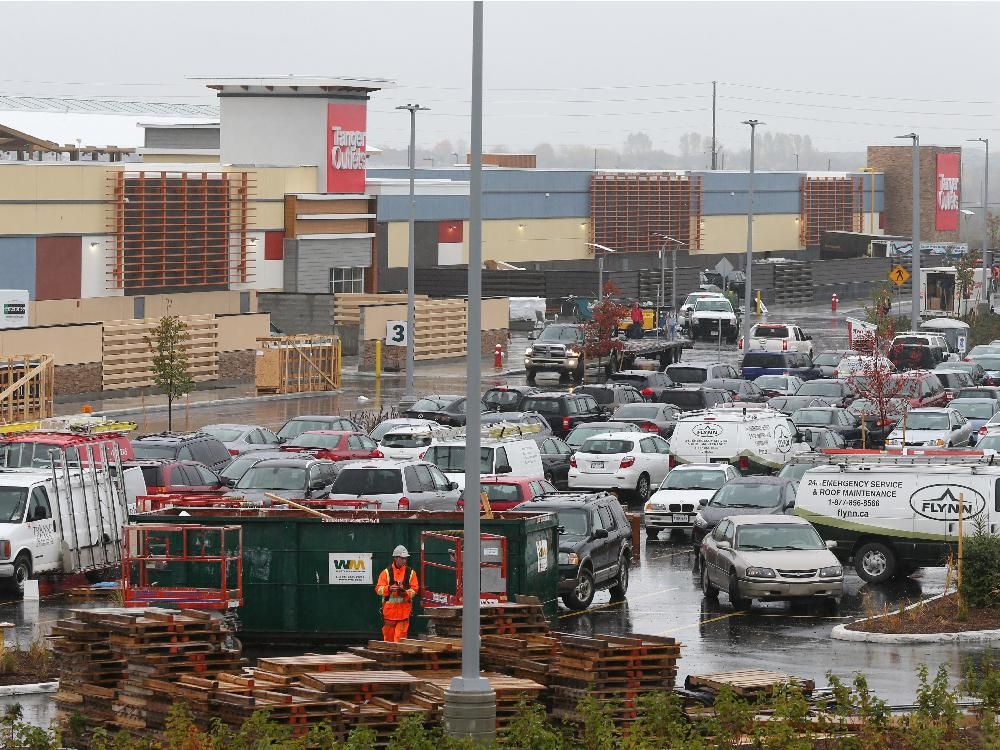 Tanger outlet opening signals maturation of Ottawa's retail scene ...