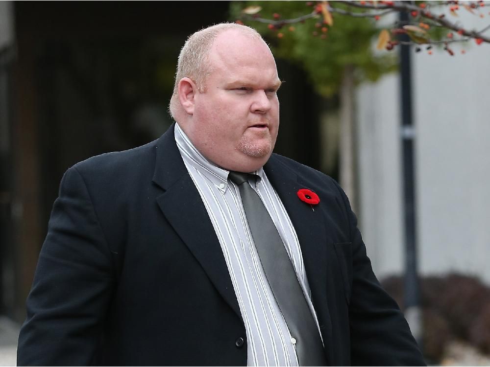 Ottawa jail beating trial: Tearful guard says investigator blackmailed ...