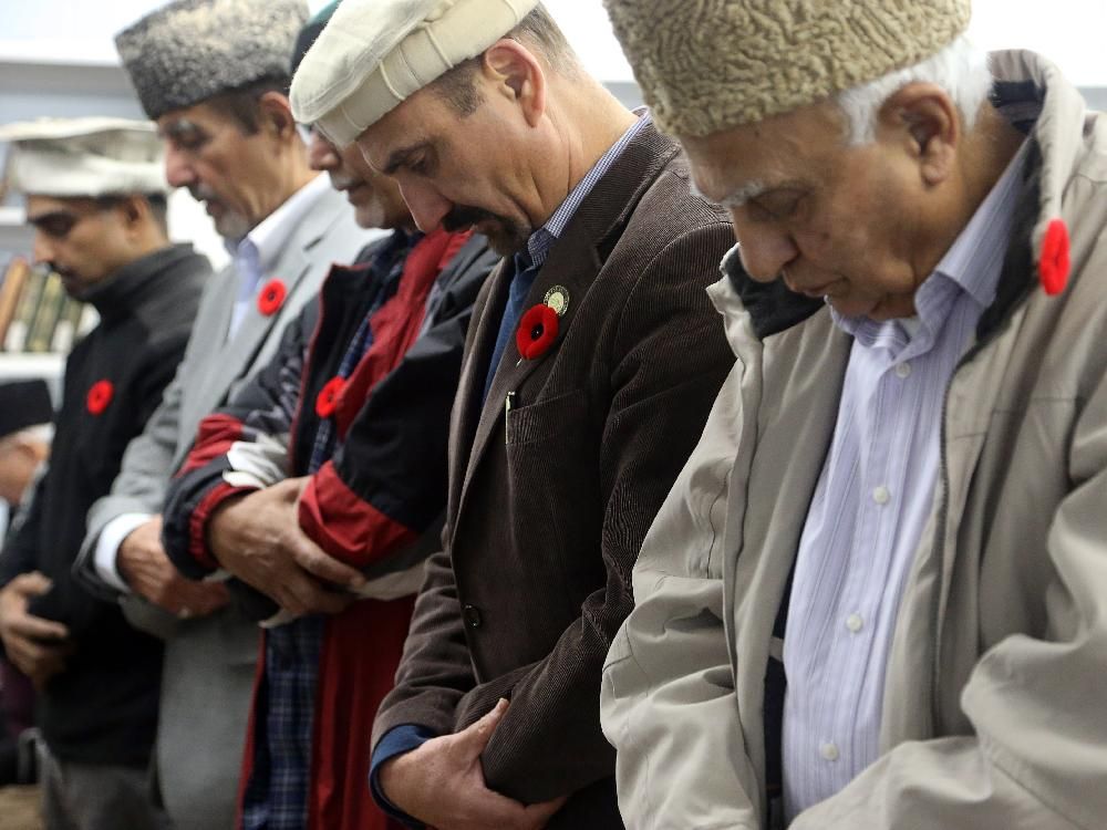 Remembrance Day service held at Cumberland mosque | Ottawa Citizen