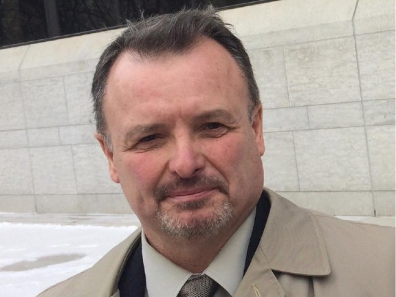 Insiders’ rules: How government ‘wires’ contracts to get the people it ...