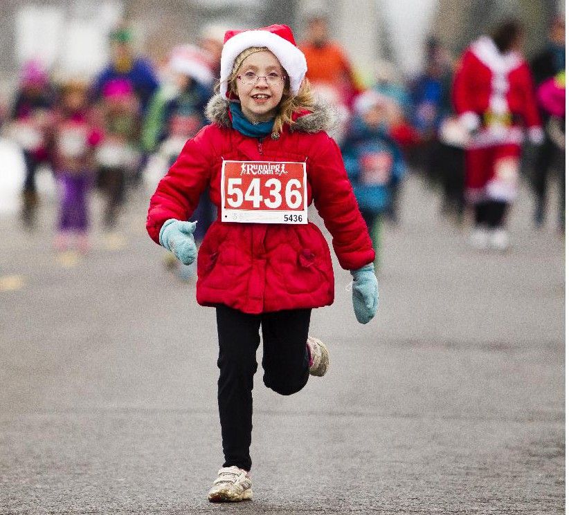 Santa and elves take off on 24th annual Shuffle and Elf Walk | Ottawa ...