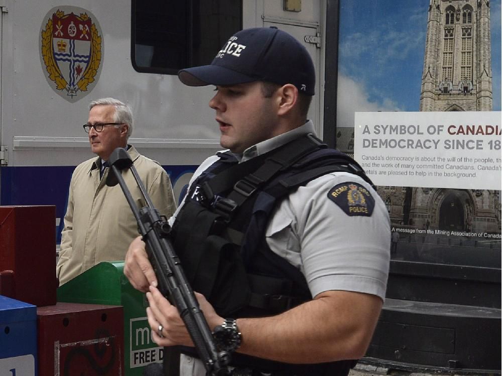 Fadden 'trusted' by PM to tackle mounting security threats | Ottawa Citizen