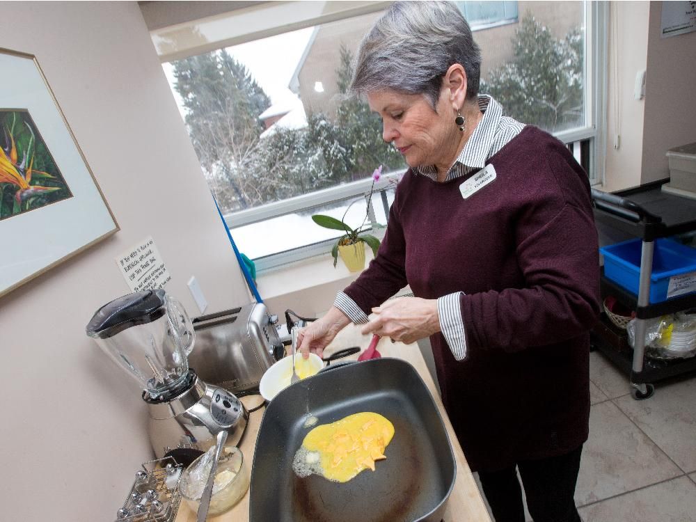 Retired Citizen editor cooks up comfort at Ottawa hospice | Ottawa Citizen Retired Citizen editor cooks up comfort at Ottawa hospice | Ottawa Citizen