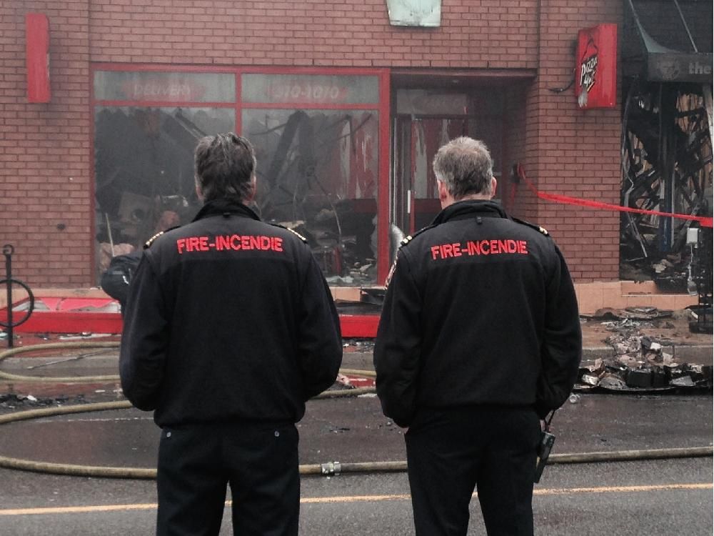 Photos: Updated gallery of Glebe fire, April 9-10 2015 | Ottawa Citizen