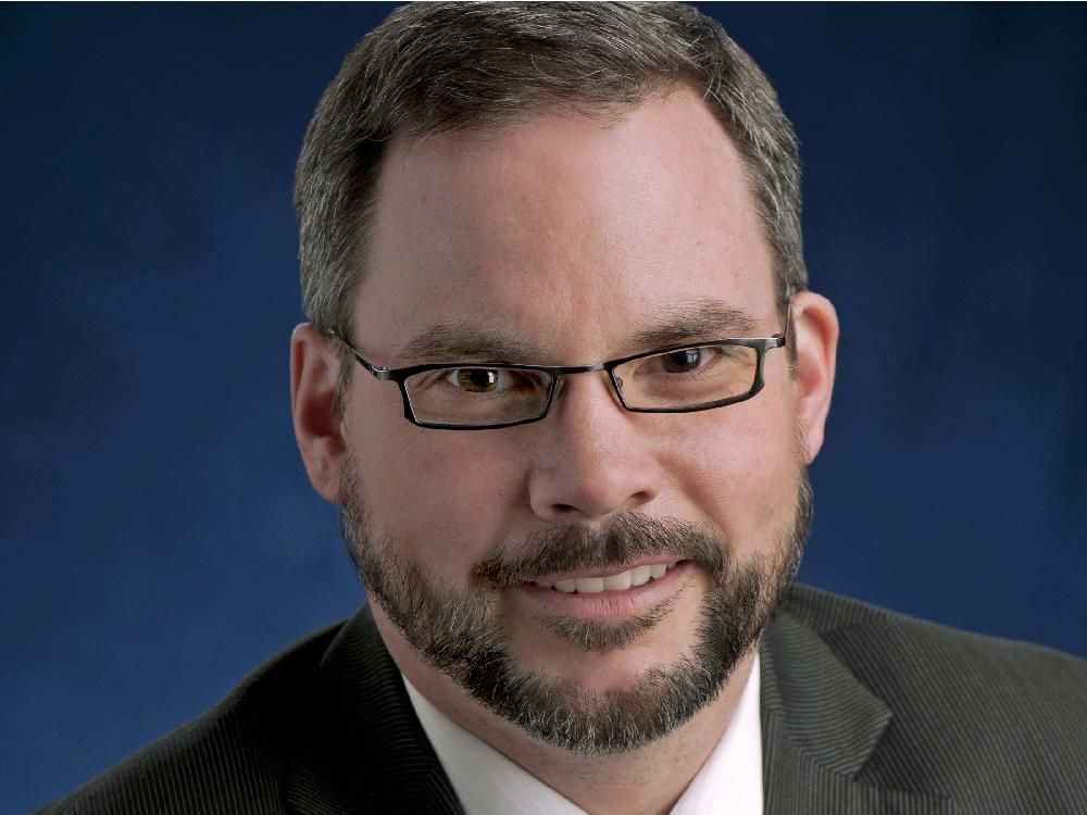 War Museum director steps aside to return to his first love: old tanks ...