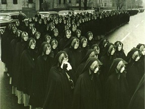 Ceremony to mark deadly 1956 jet crash that killed 11 nuns in Orléans ...