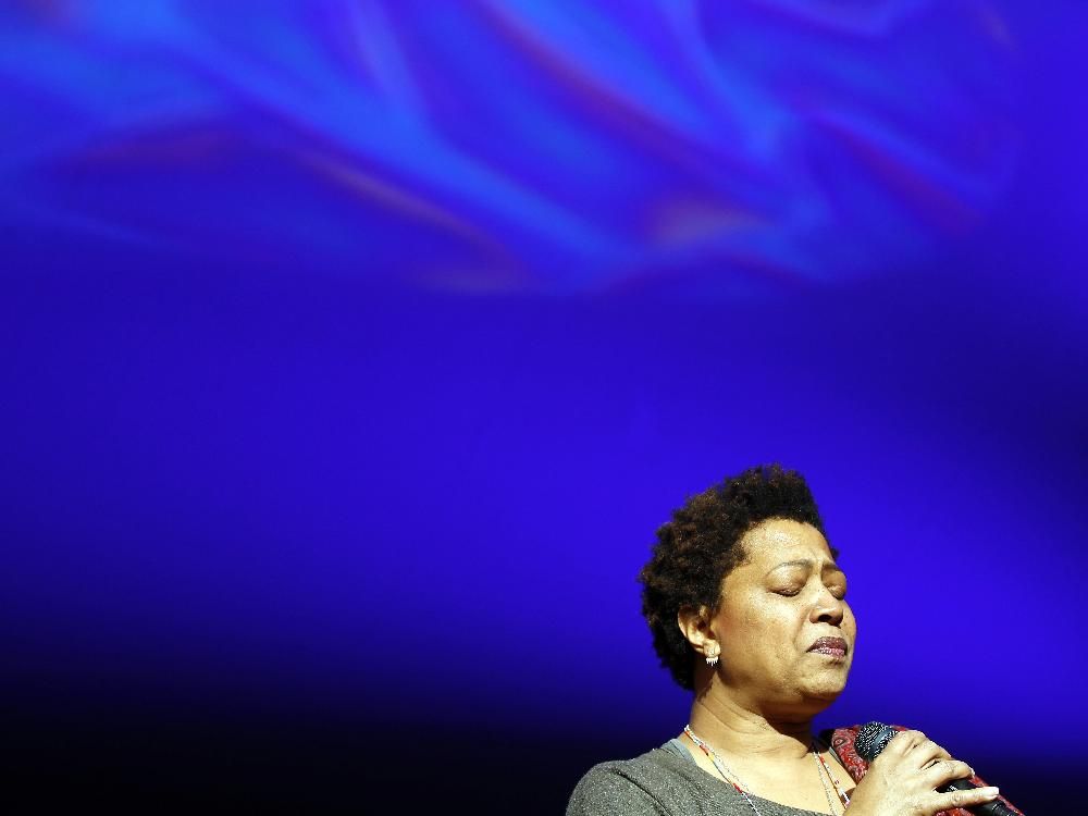 Music review: Lisa Fischer shows Ottawa she's so much more than a ...
