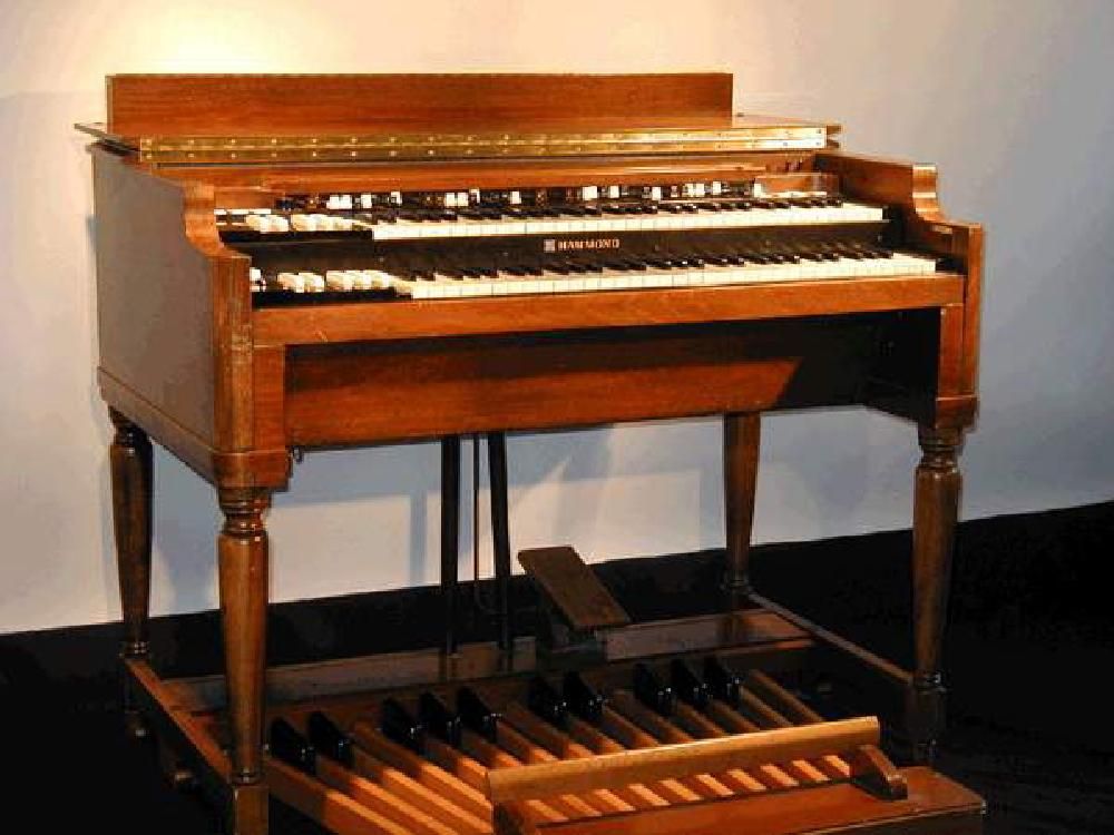 Organ jazz blowouts (Dave Stryker and Doug Webb CDs reviewed by Chris ...