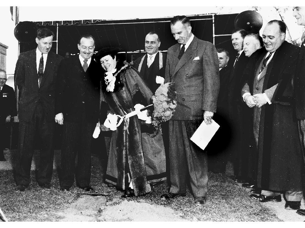 Letter: Remembering Ottawa's City Hall of the '60s | Ottawa Citizen