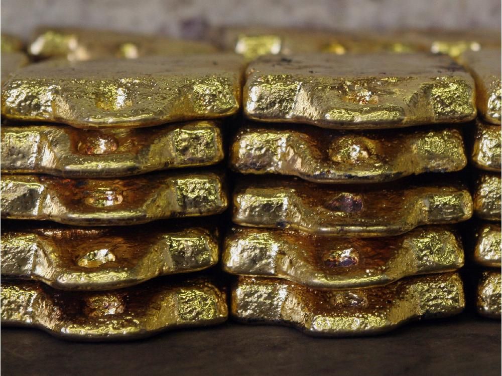 Egan: Sticky gold fingers — RCMP allege inside theft at Royal Canadian ...