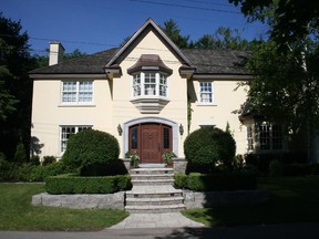 Homes for the Holidays: Tour launches with sneak peek at mansion ...