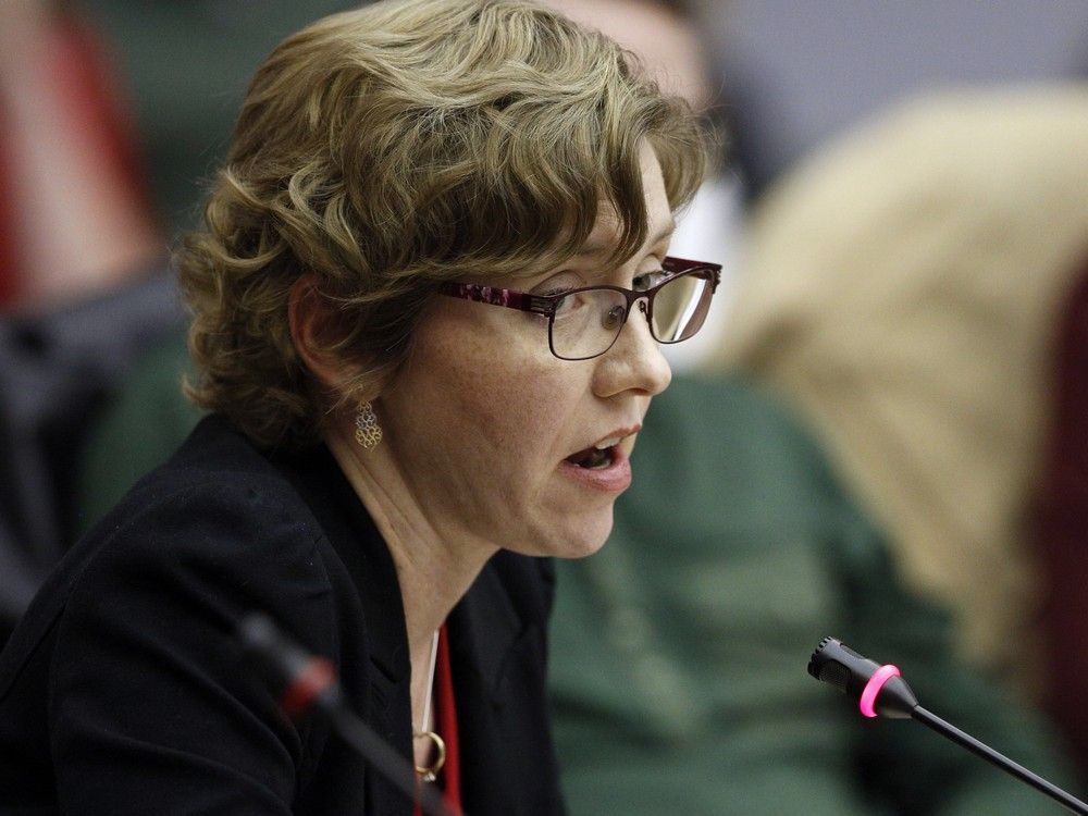 Trustees recommend controversial changes to kindergarten and French ...