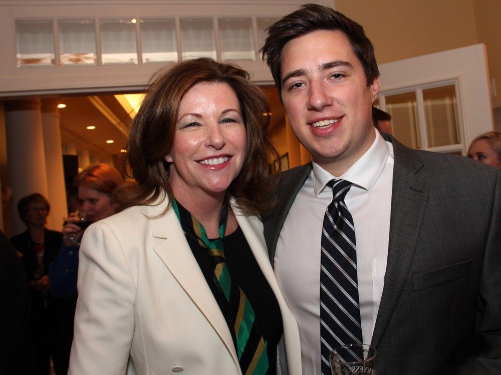 Around Town: Bassetts' final St. Pat's Day party draws big crowd ...