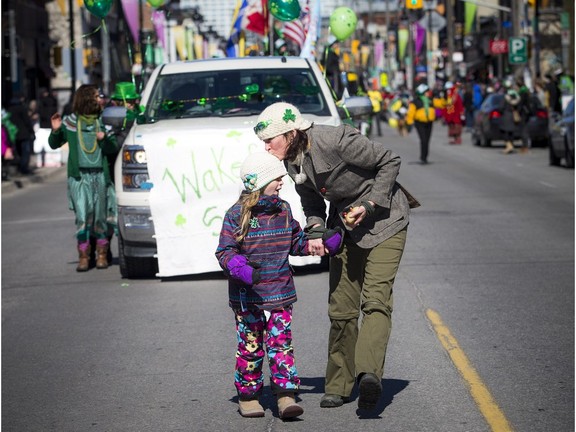 Crowds gather in sunshine as St. Paddy's parade winds through Ottawa ...