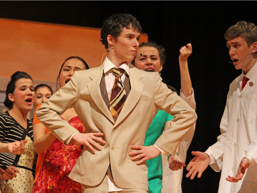 Cappies: Woodroffe delivers an entertaining and hysterical show ...