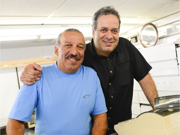 Customers and owners say their goodbyes on Boushey's last day of ...