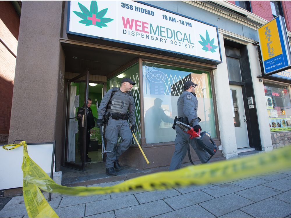 Police conducting major raids at six Ottawa pot shops | Ottawa Citizen