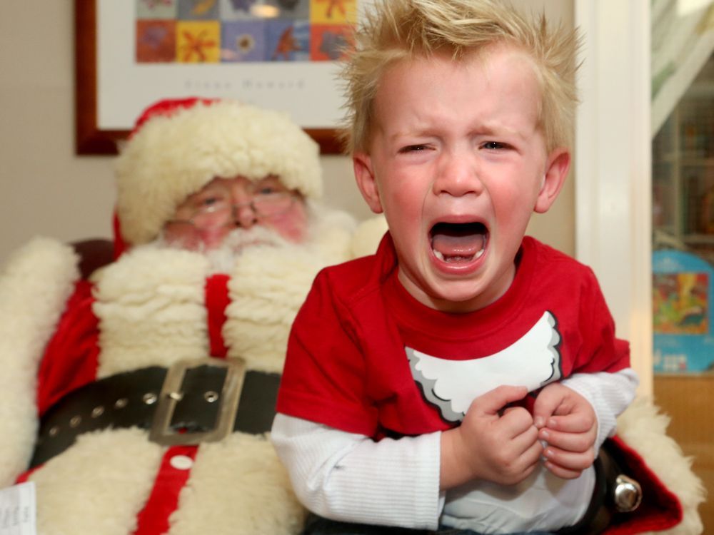 Photos: Santa visits Ronald McDonald House | Ottawa Citizen