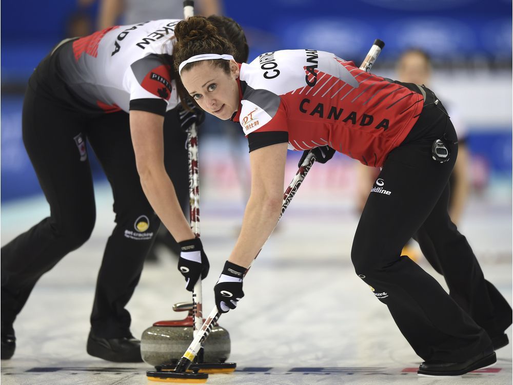 Rachel Homan's Ottawa team tied for top in world curling championship ...