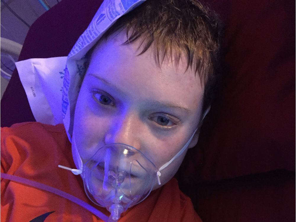 Two weeks after his transplant, Jonathan Pitre battles kidney ...
