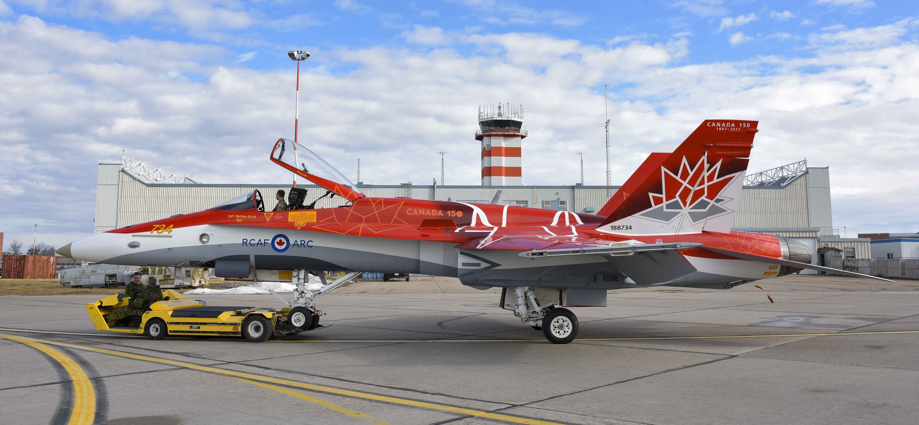 The 2017 CF-18 Demonstration Jet - new photos of the jet and its ...