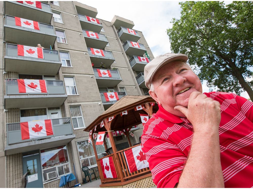 Vanier man won't let thieves ruin his Canada Day display | Ottawa Citizen