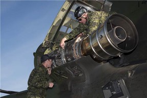 Photos: Exercise MAPLE FLAG - F-16s from U.S., Singapore, A400 from ...